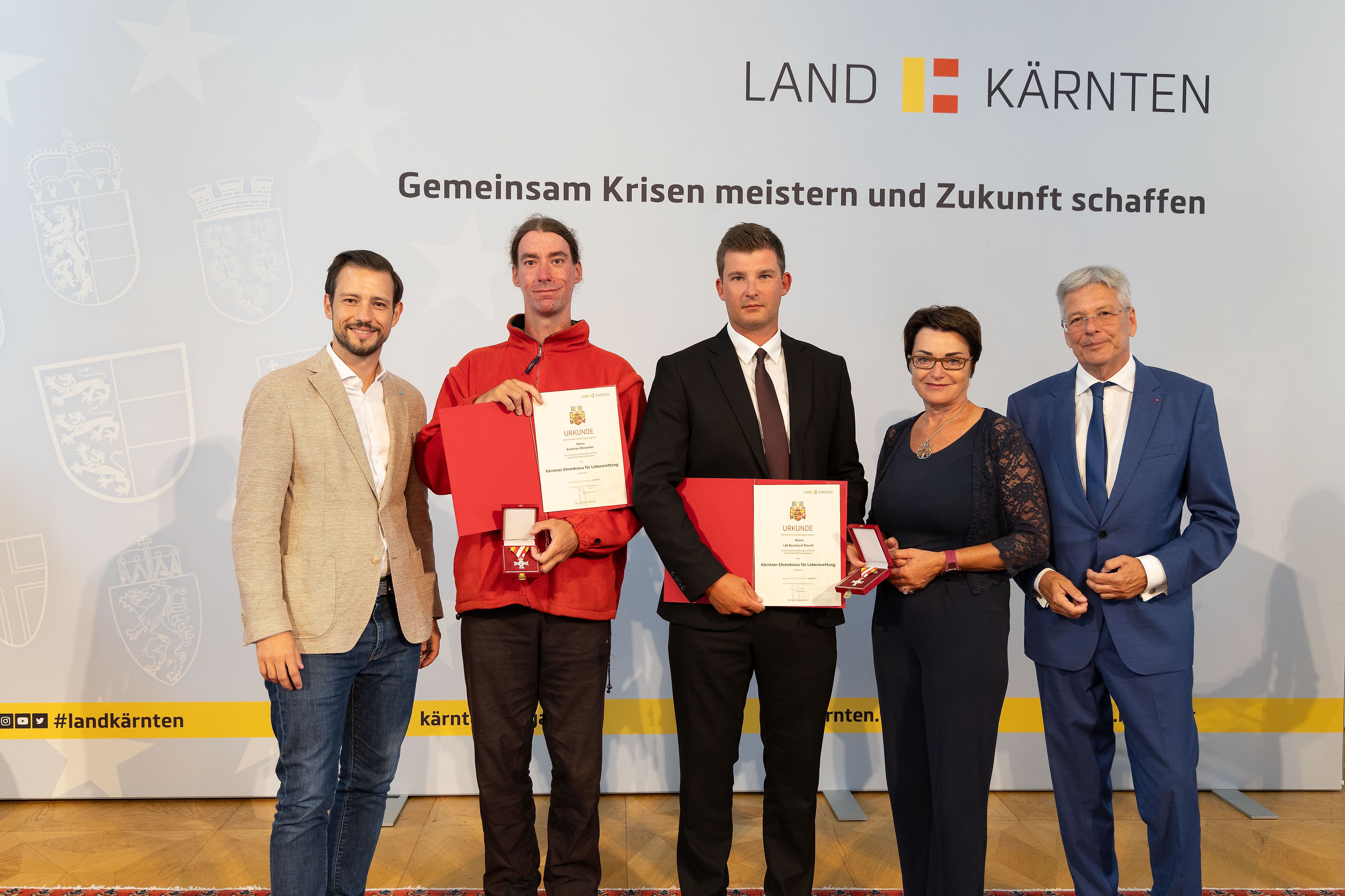 Landesauszeichnungen für Friedensforschung und Lebensrettung - Land Kärnten