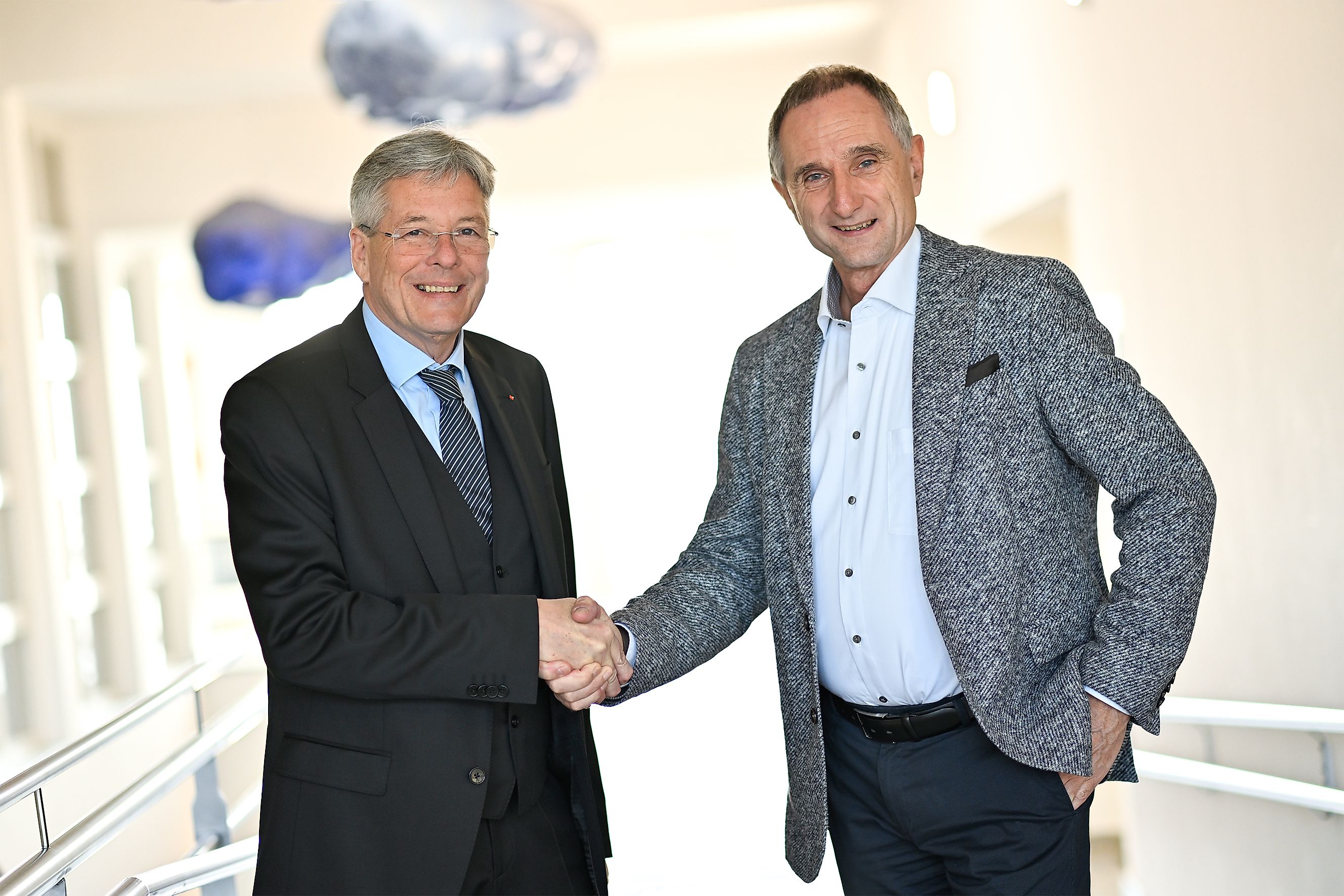 GMPU: Roland Streiner für weitere 5 Jahre als Rektor bestätigt - Land ...