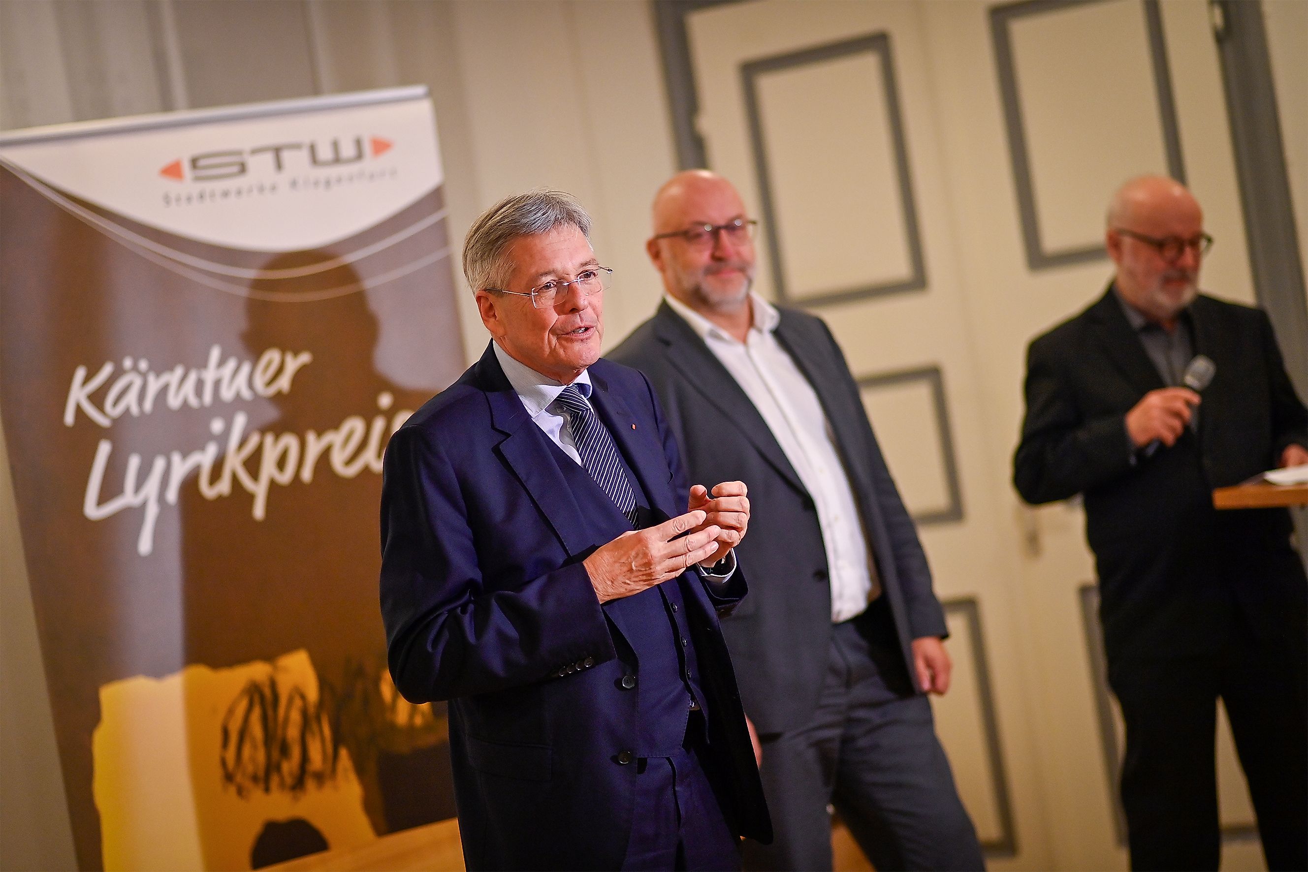 Kärntner Lyrikpreis verliehen - Land Kärnten