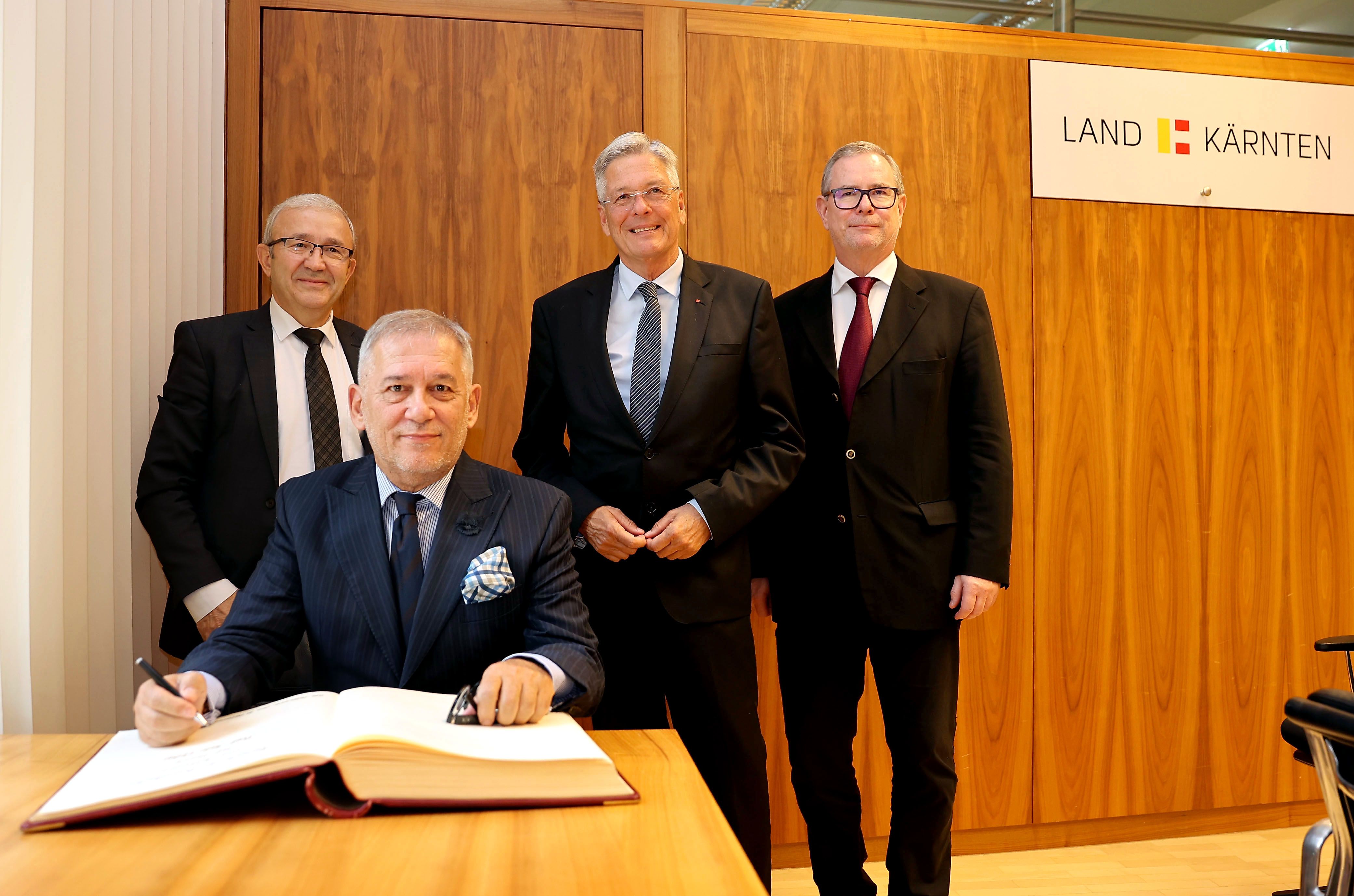 Albaniens Botschafter auf Antrittsbesuch - Land Kärnten