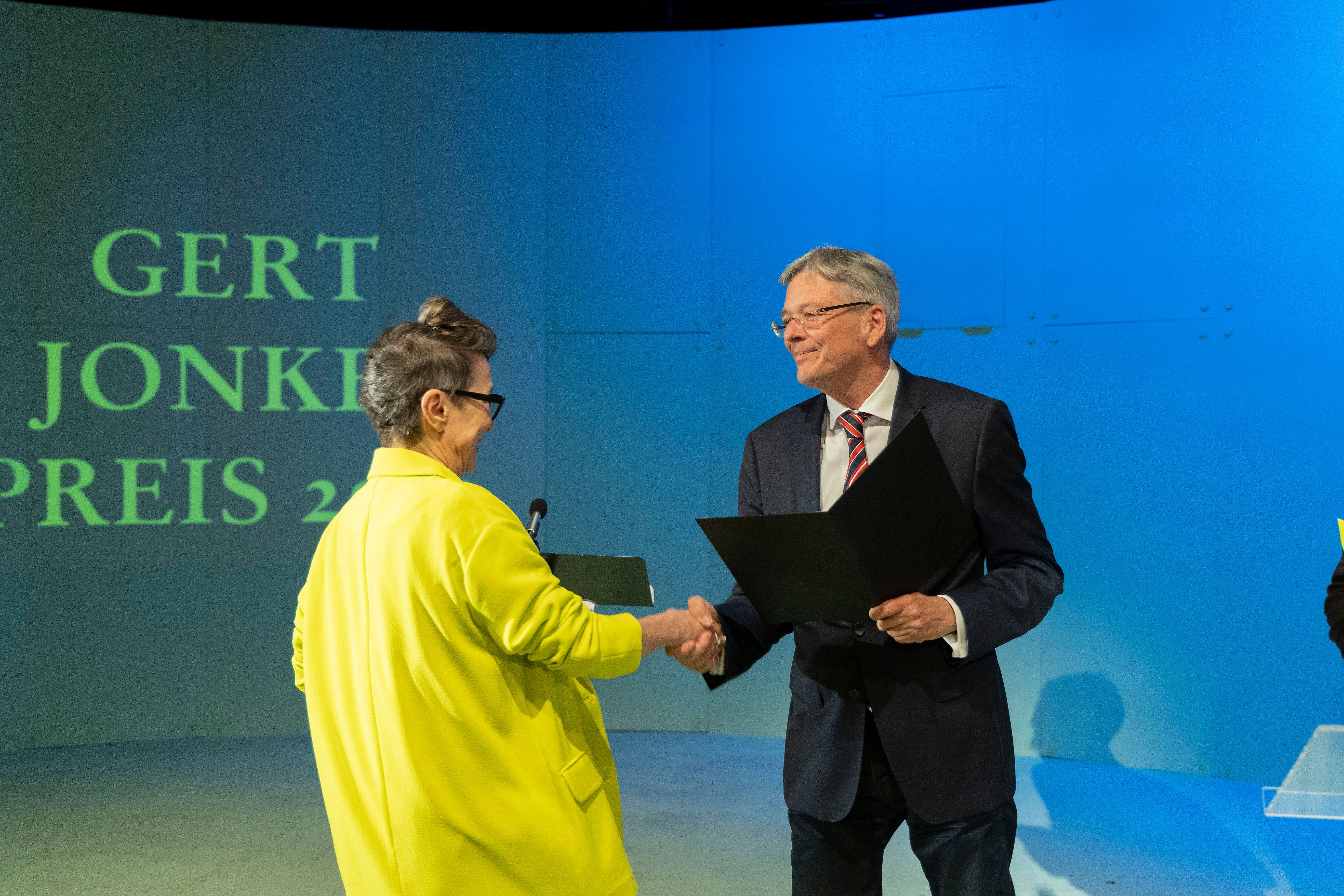 Gert Jonke Preis 2023 an Olga Flor verliehen - Land Kärnten