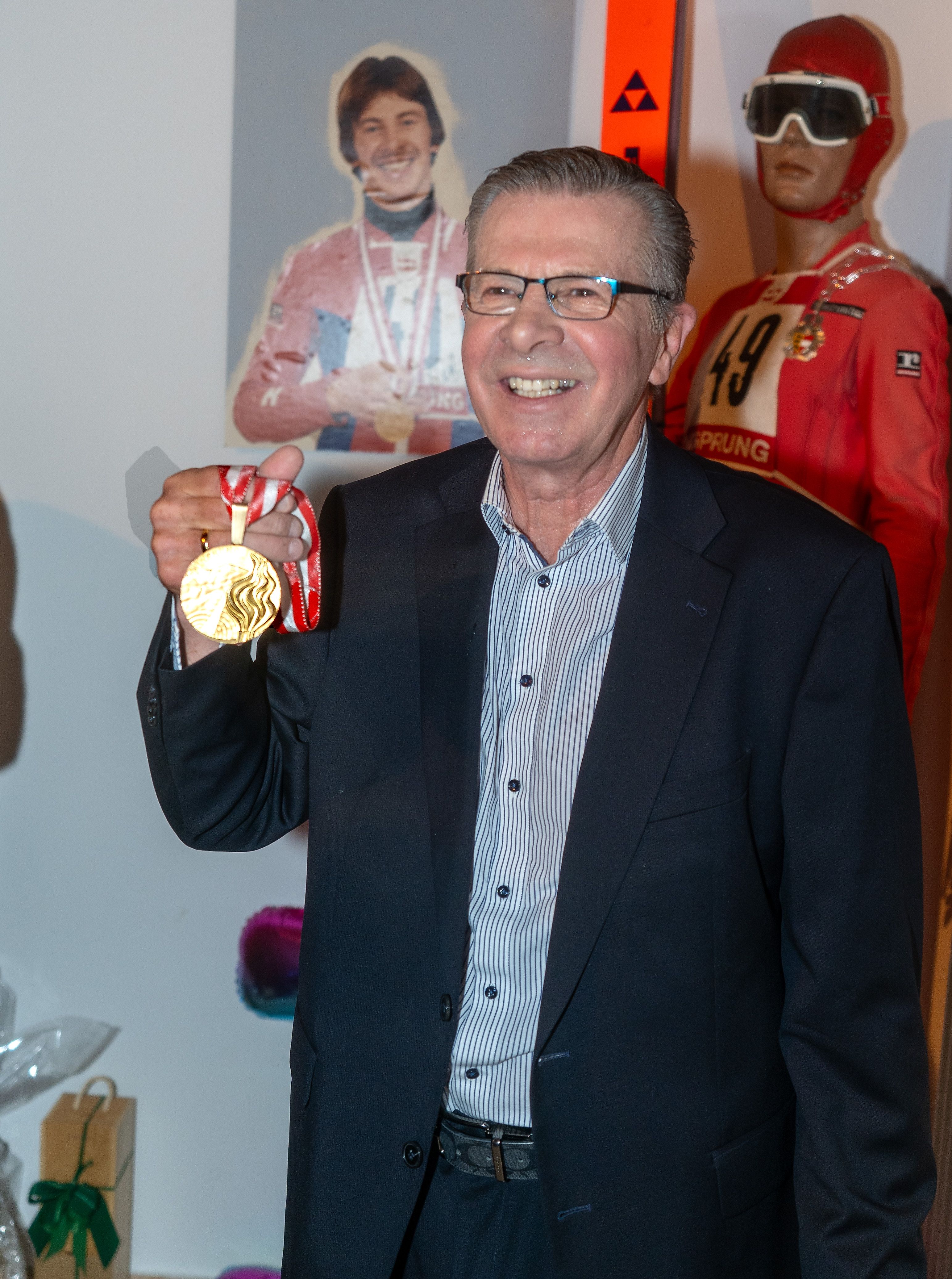 Land Kärnten gratuliert Sportlerlegende Karl Schnabl - Land Kärnten