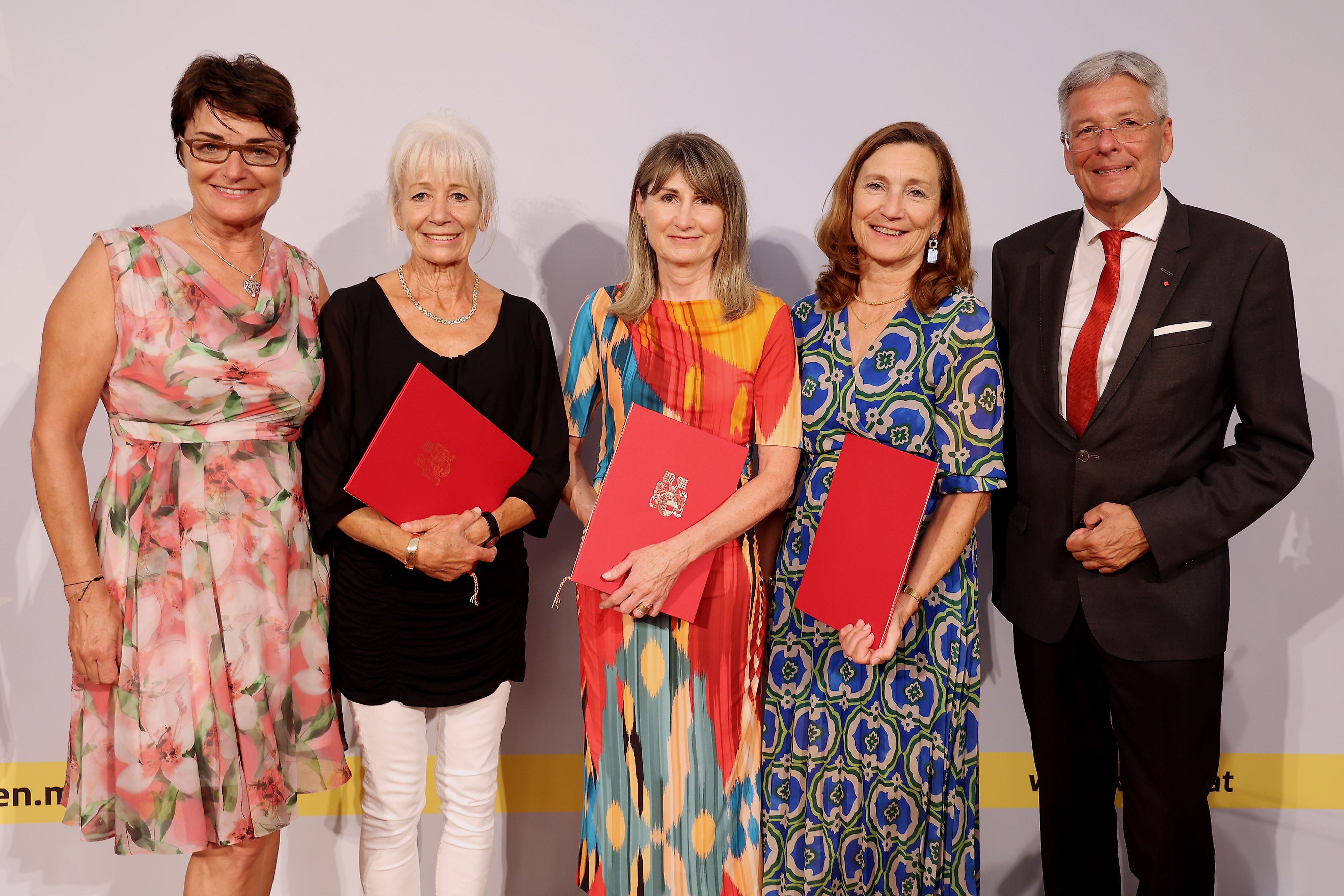 Besondere Ehrungen für besondere Leistungen - Land Kärnten